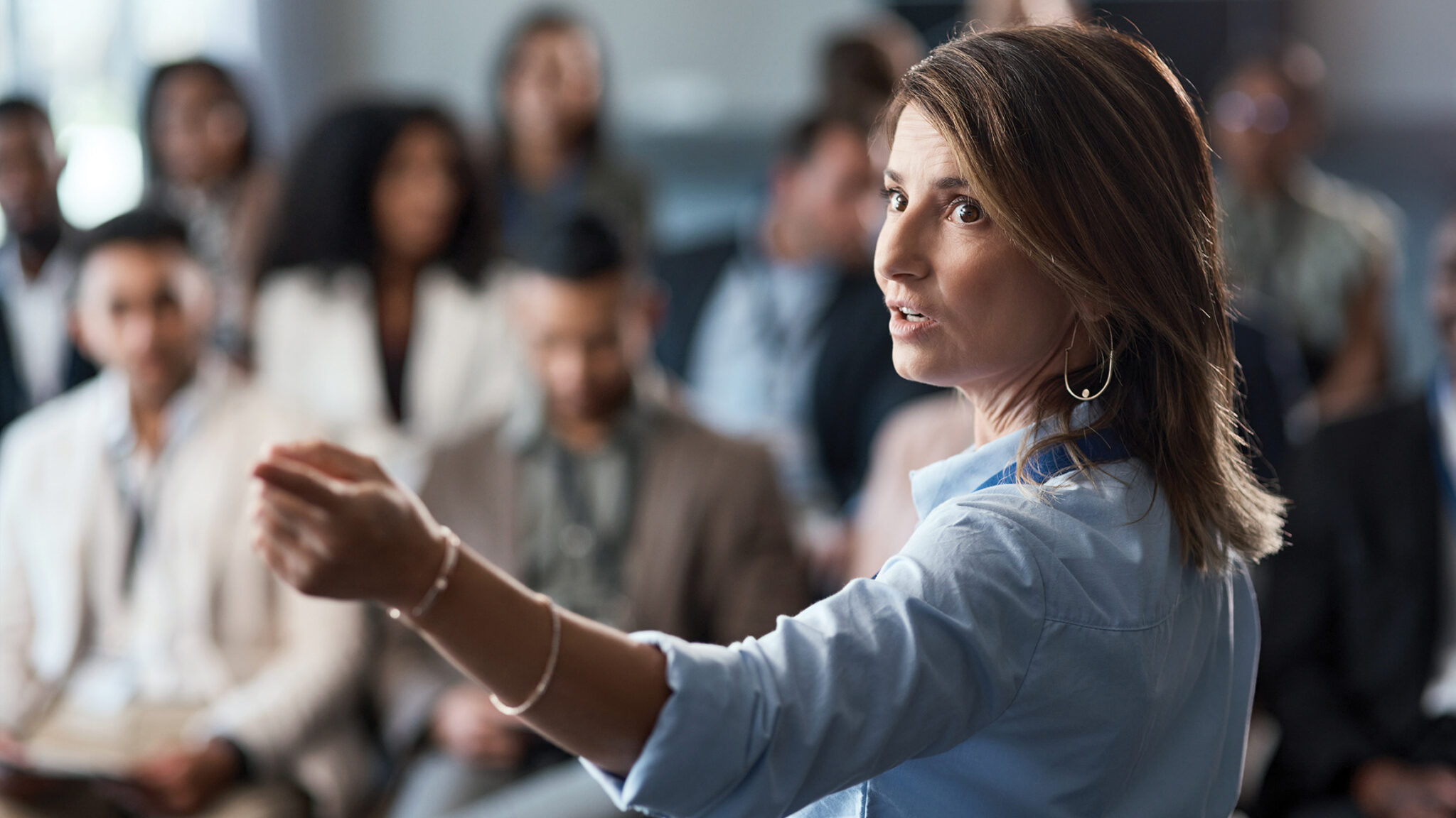 How Employee Feedback Helps Close the Loop to Transform EX